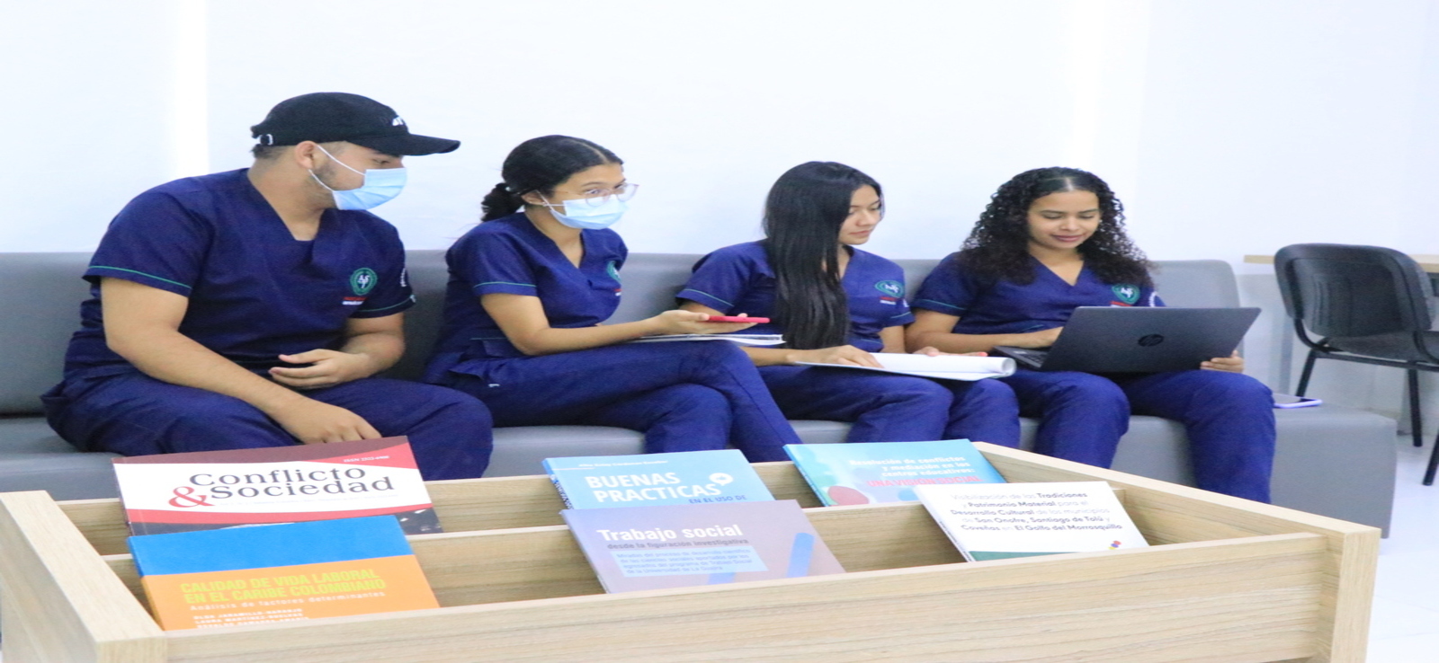 BIBLIOTECA EDUARDO ESPINOSA URUETA | Corporación Universitaria Antonio ...